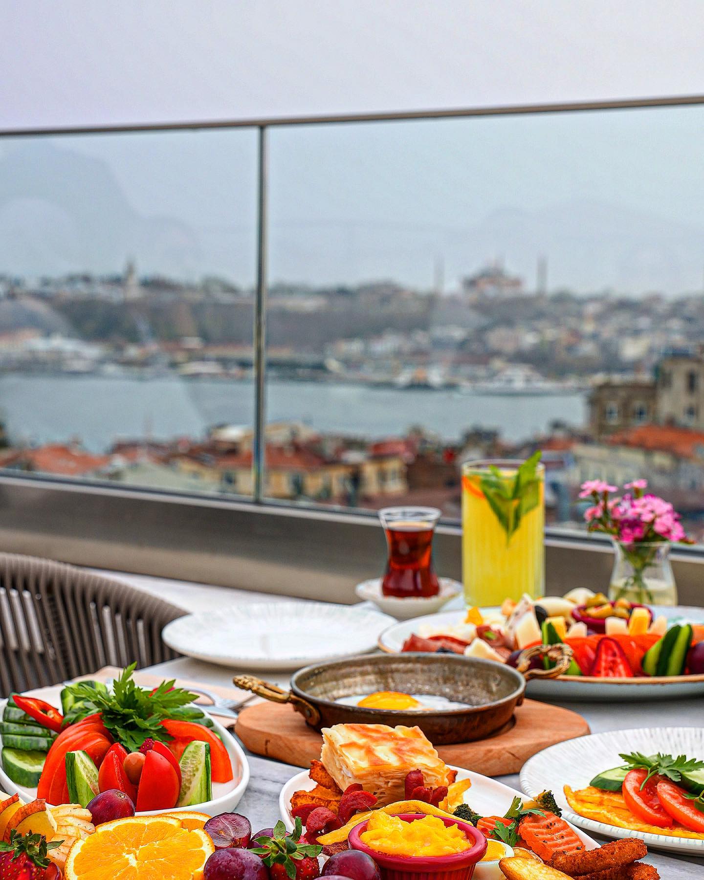 Barnathan Roof – Eng-Istanbul Web Guide