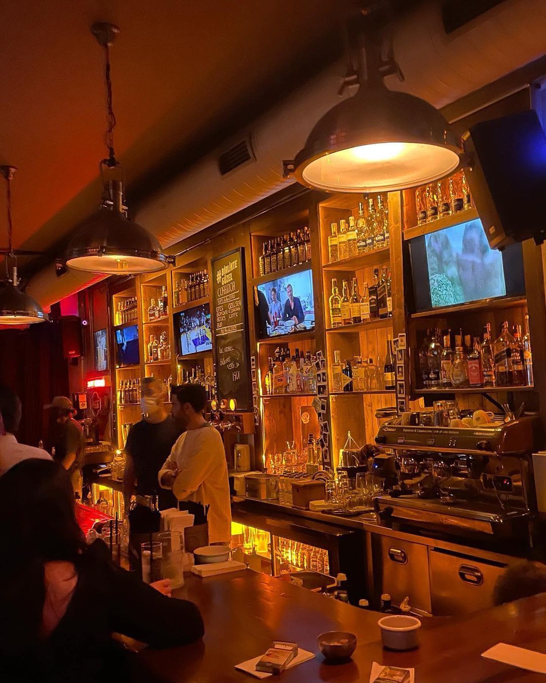 Corridor Pera Bar – Eng-Istanbul Web Guide