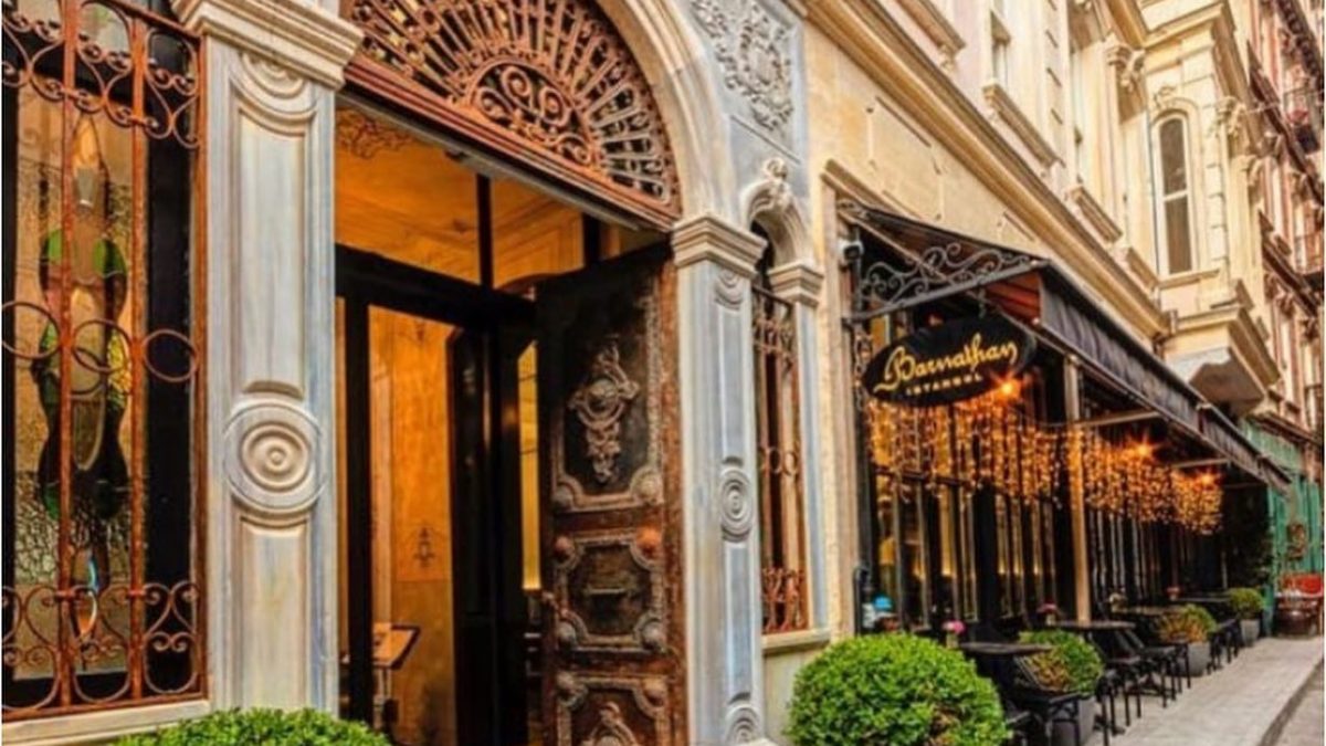 Barnathan Roof – Istanbul Web Guide